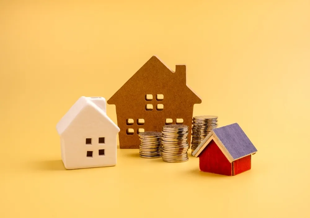 Should I go for a mortgage deal with fees or avoid them? - what MORTGAGE