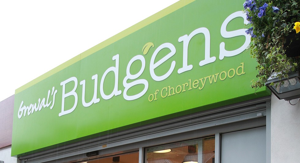 Booker to buy Londis and Budgens for £40m | Talking Retail