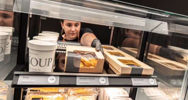 Fri-Jado introduces latest hot holding display unit | Talking Retail