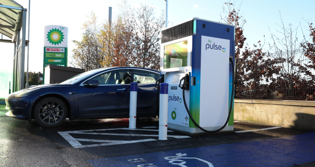 Henderson Group and BP Pulse roll out ultra-fast and rapid EV charging ...