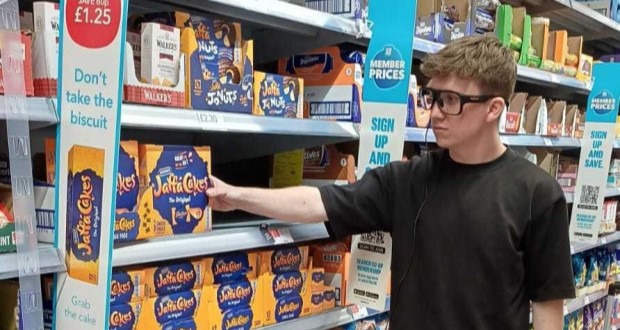 Eye-tracking tech reveals power of convenience store advertising ...