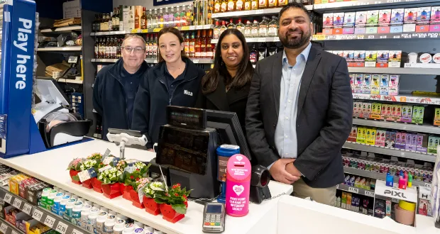 Independent retailer donates £1,500 to community groups through MADL ...